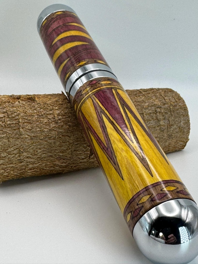 Cigar Humidor: With Spiral Inlay Design in Cedar, Maple, Walnut, Padauk ...