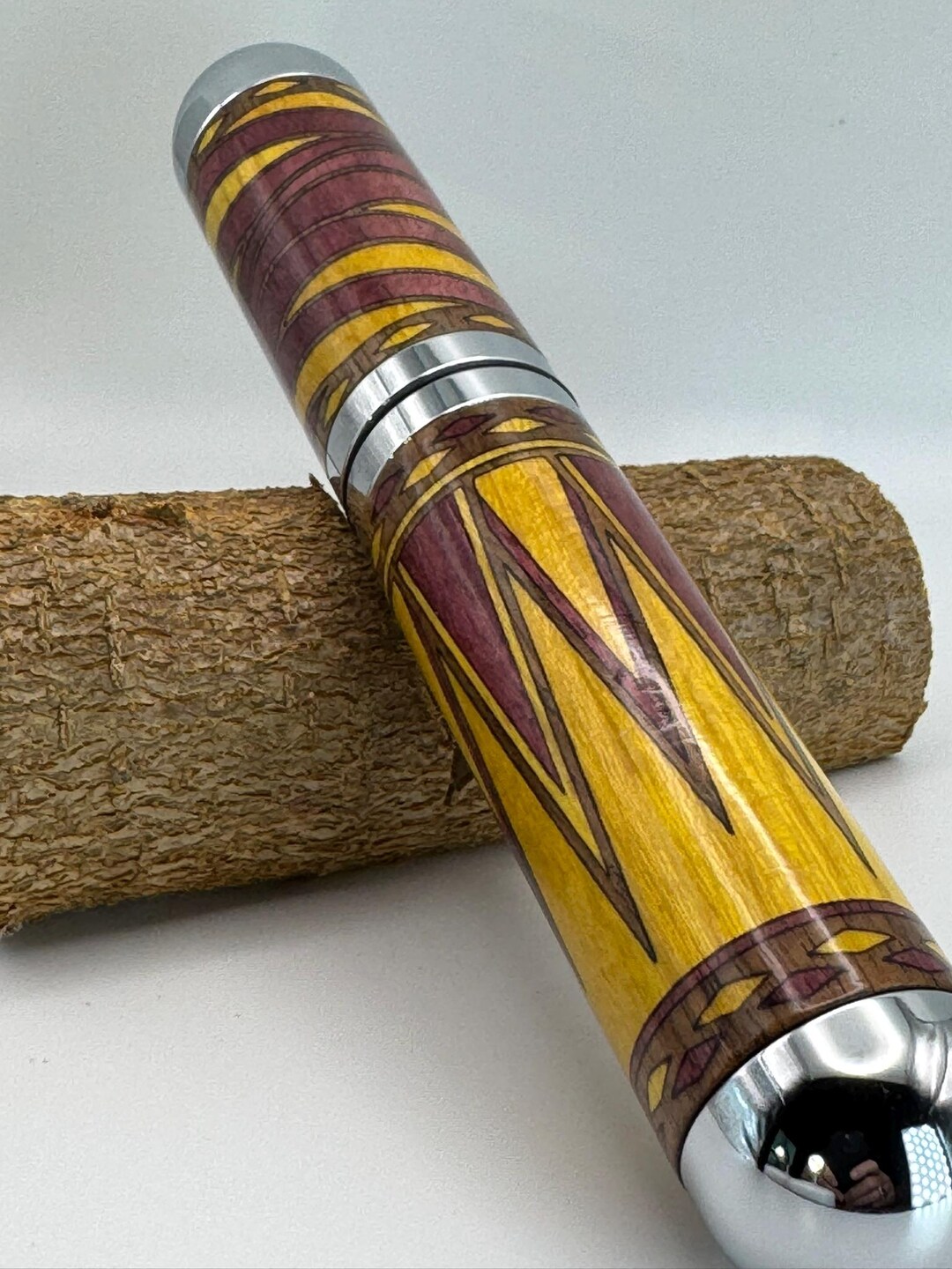 Cigar Humidor: With Spiral Inlay Design in Cedar, Maple, Walnut, Padauk ...