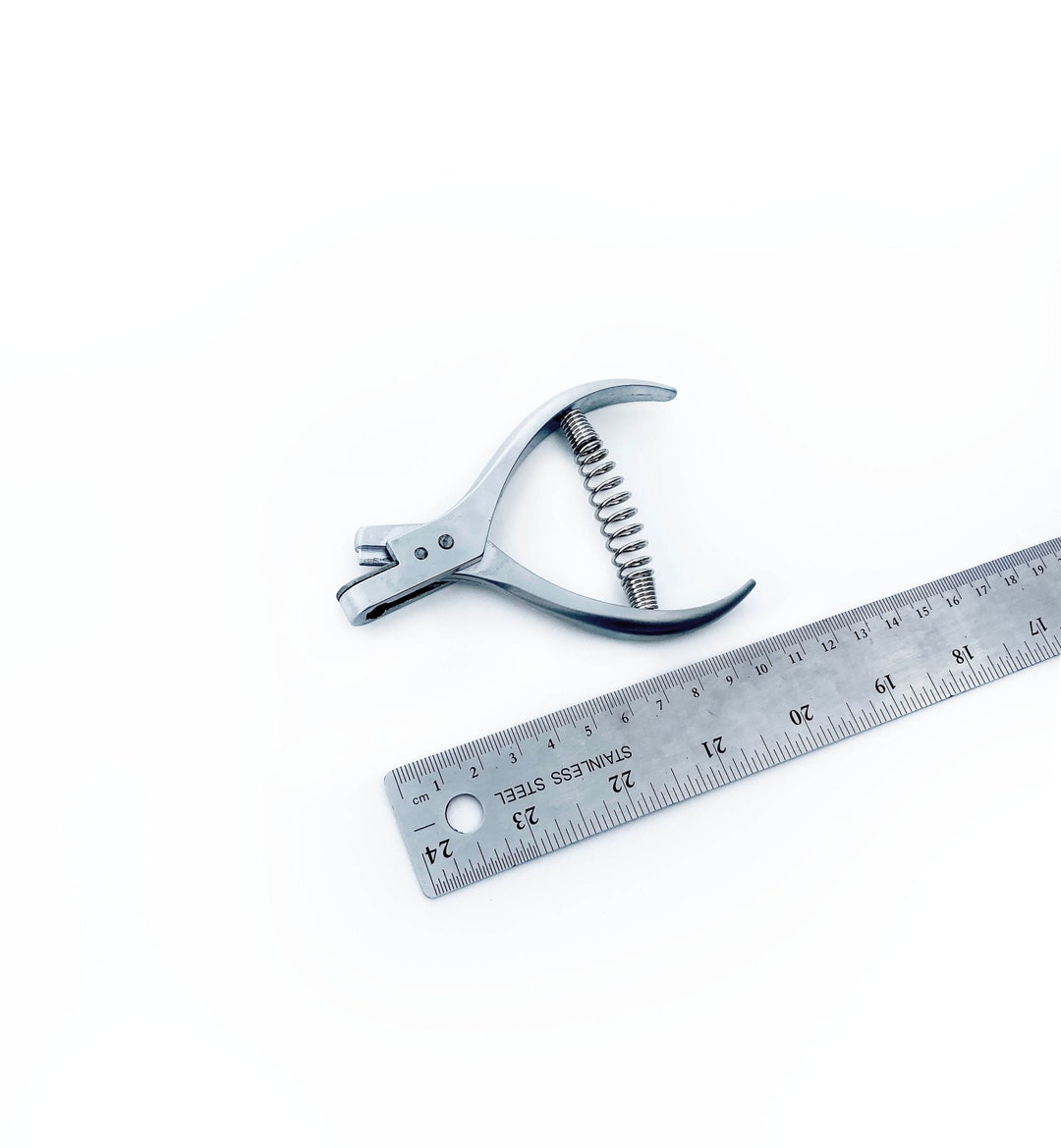 Pattern Notcher | High Quality Tailoring Notions - Sewing Supplies ...