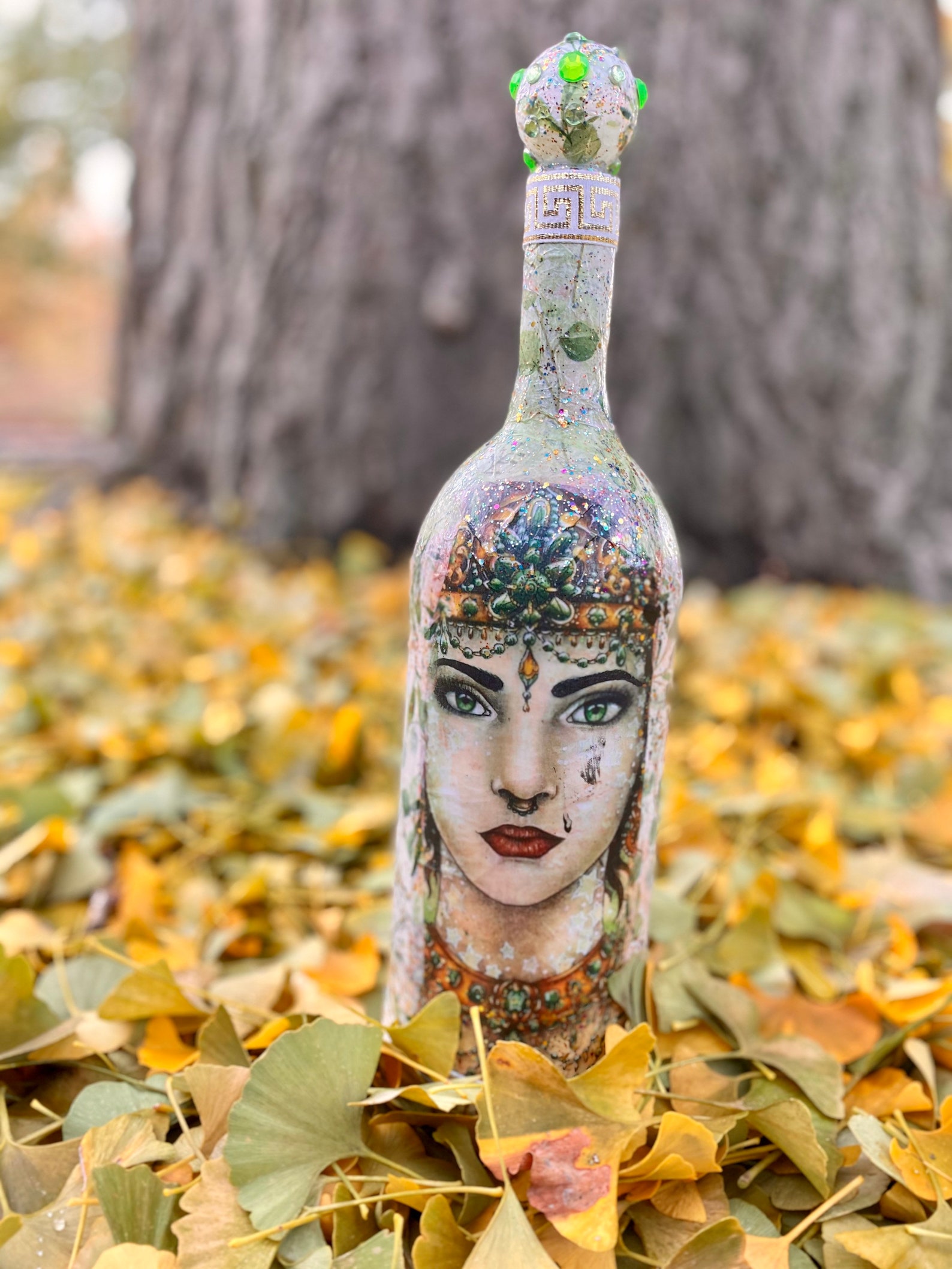 Handmade Bottles With Ladies Portraits Bottle Art Decoration ...