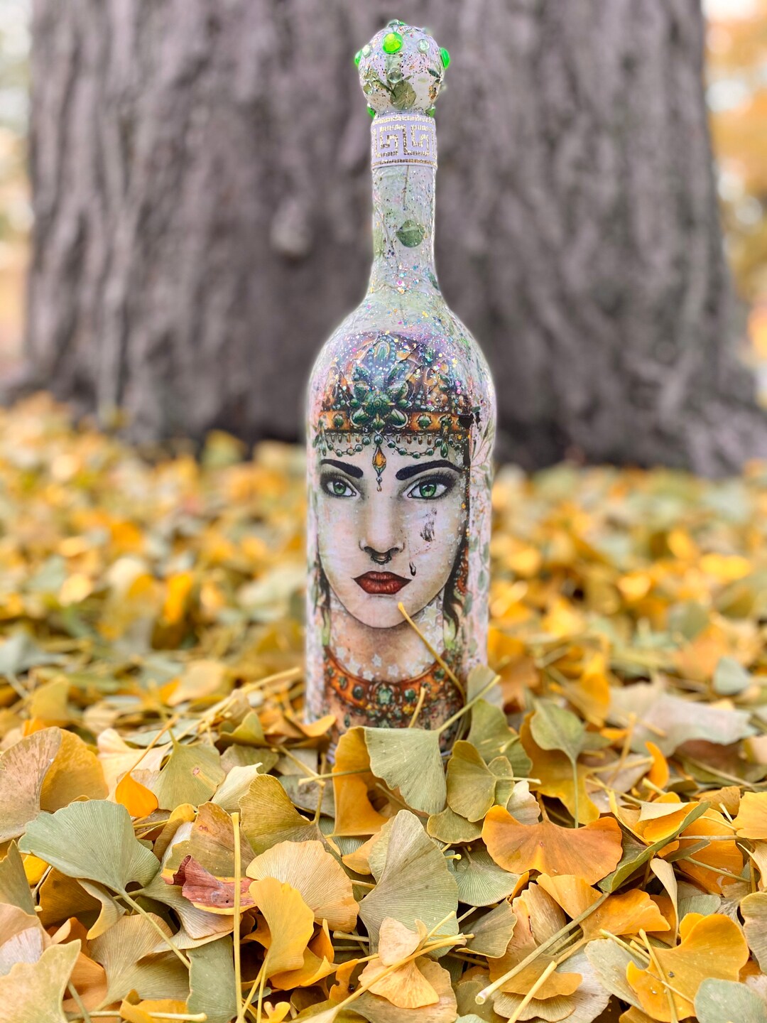 Handmade Bottles With Ladies Portraits Bottle Art Decoration ...