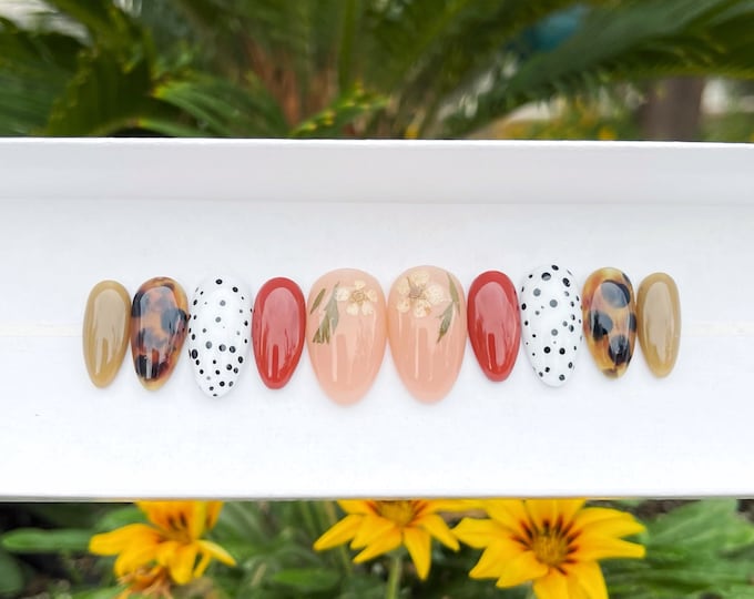 OPHELIA Autumn Press on Nails With Encapsulated Real Dried | Etsy
