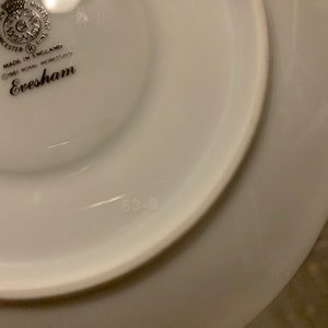 1961 Royal Worcester Fine Porcelain Evesham Plate (set of 2) - Etsy