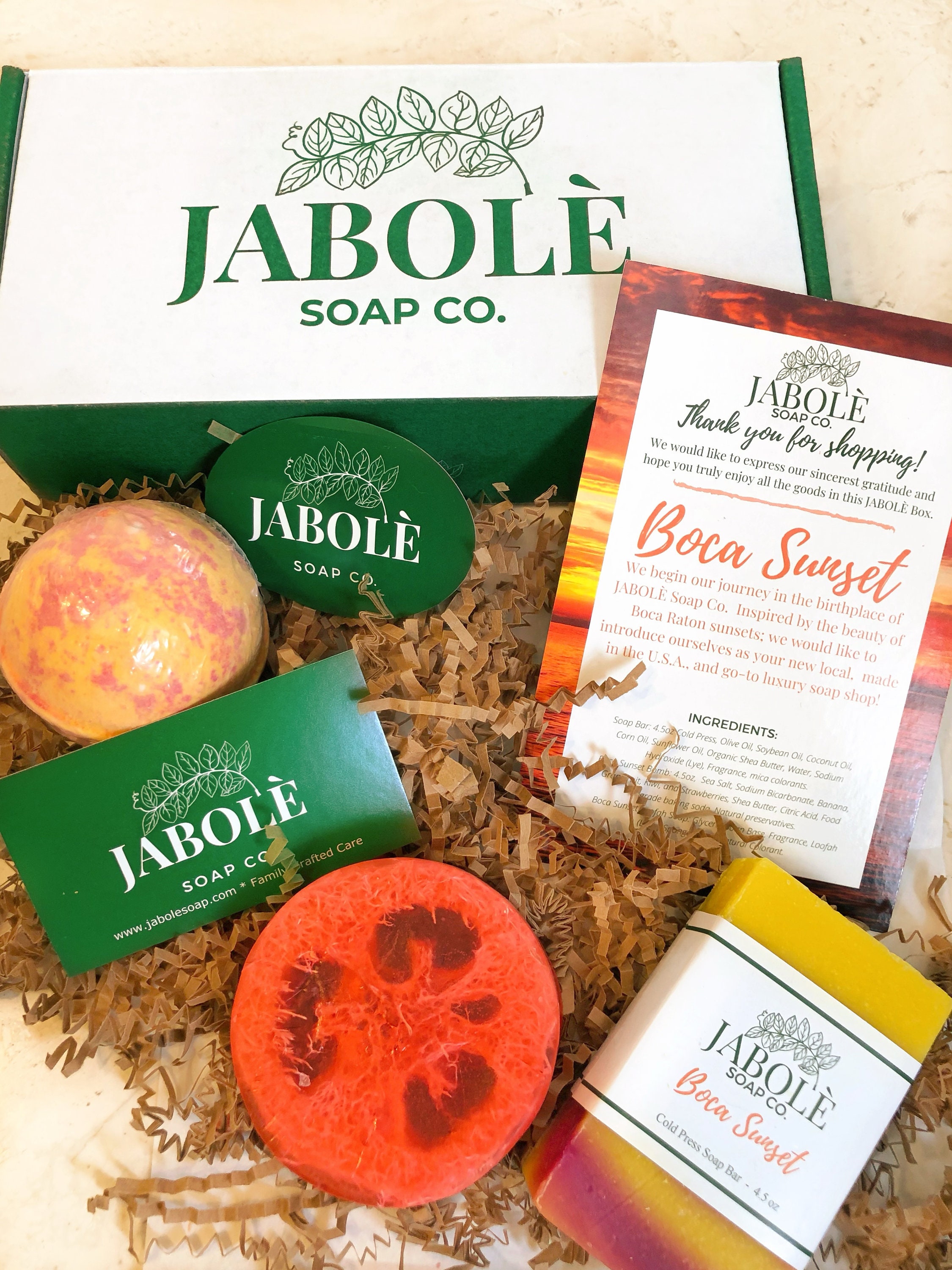 In A New Day JABOLÈ Box. Soap Bar - Bath Bomb - Loofah Soap. Skin-care ...