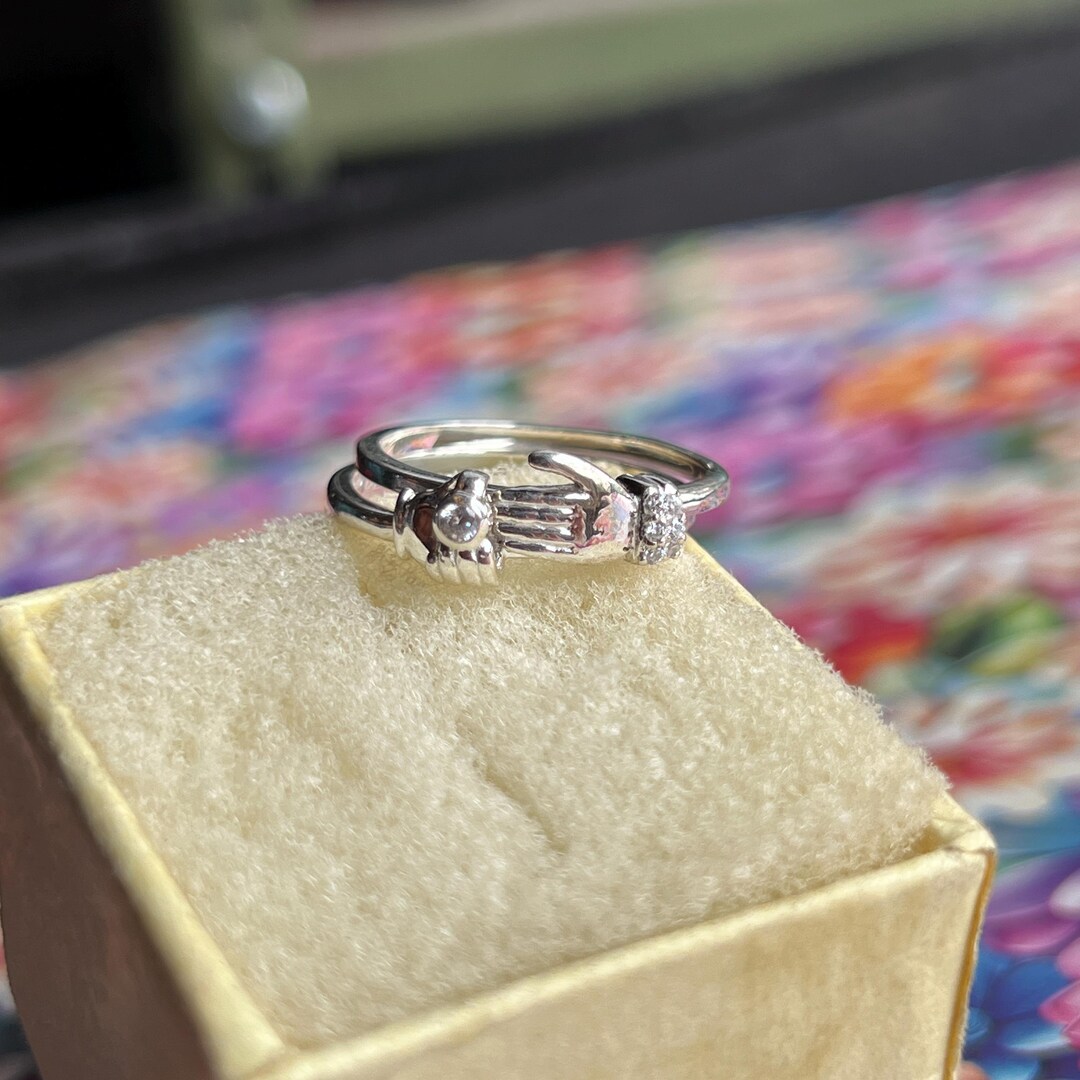 Handshake Ring - Wide Band Fede Ring, CZ Stone Couple Love Ring ...
