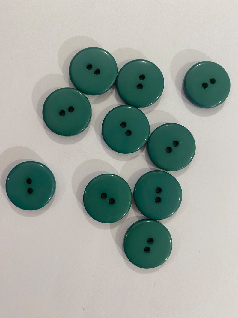 18mm Jade Green Plastic Buttons - Etsy