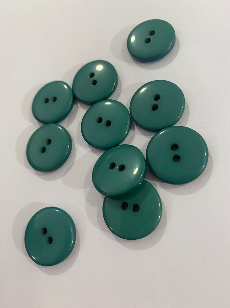 18mm Jade Green Plastic Buttons - Etsy