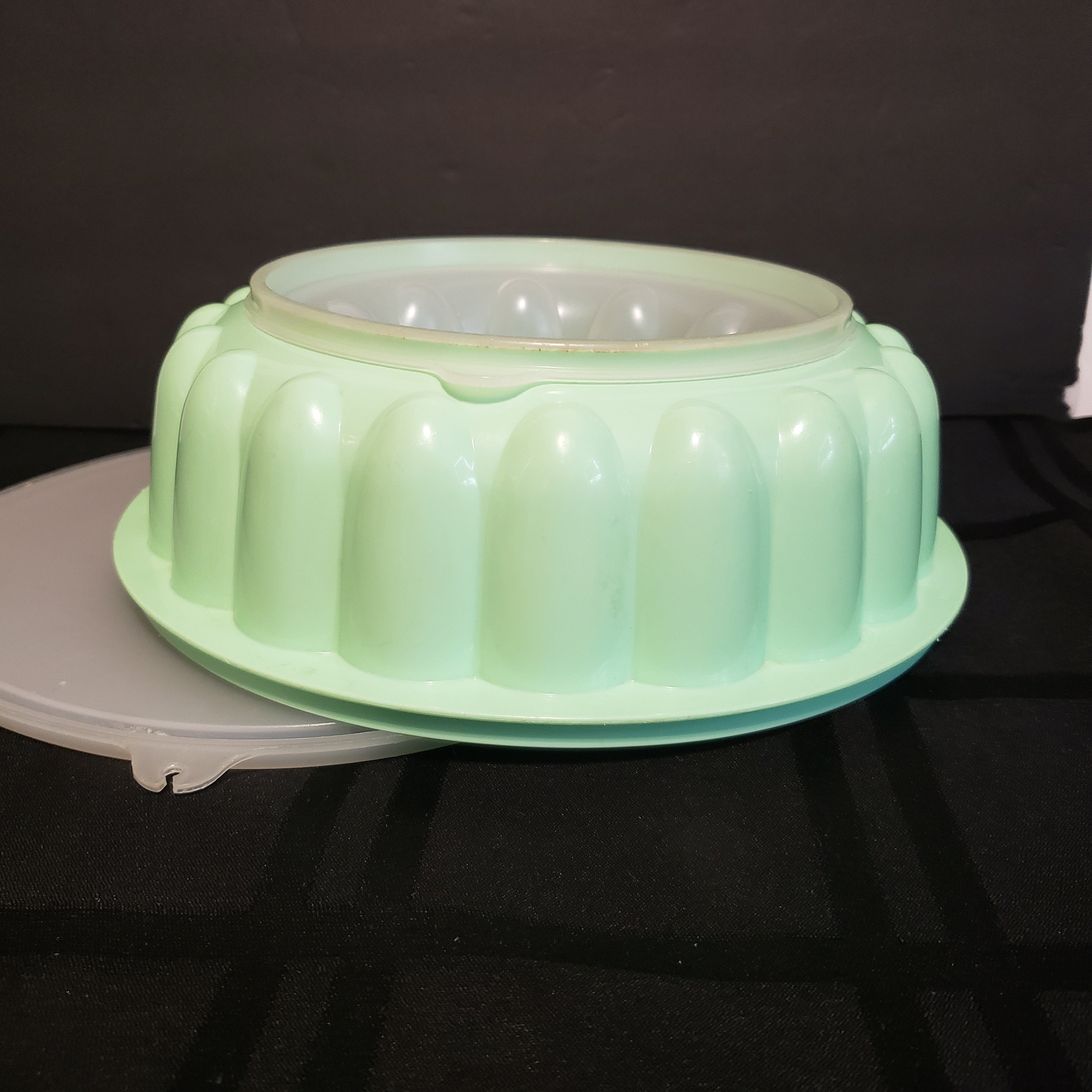 Vintage Tupperware Mold, Mint Green 1970's Jello Mold, Vintage Kitchen ...