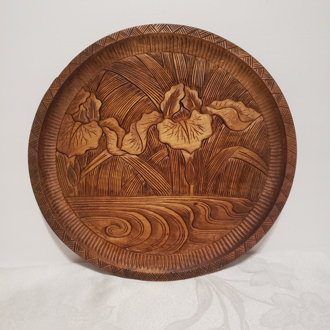 Vintage Wooden Iris Plate Accent Wall Art - Etsy