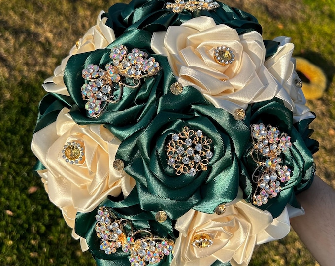 Emerald Green Ivory Bouquet Ramo Gold Pendants Rhinestones Butterfly ...
