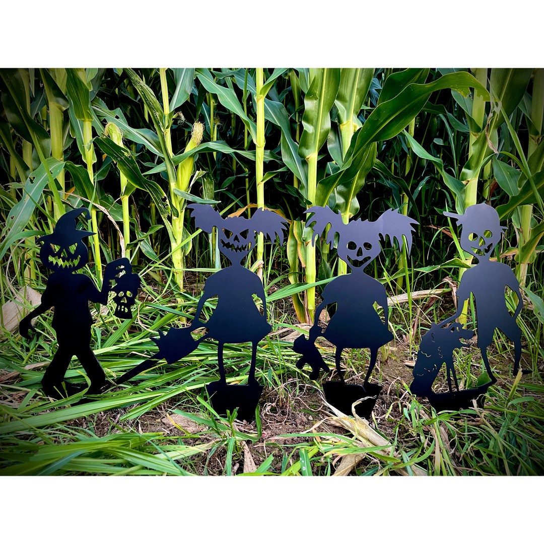 Halloween Zombie Metal Art, Halloween Metal Yard Art, Metal Zombie Yard ...