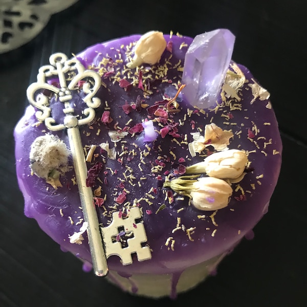 Grubby Candle - Etsy