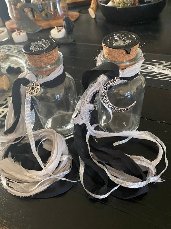 Pentagram & Potion Altar Bottles Large Ritual Bottle - Etsy.de