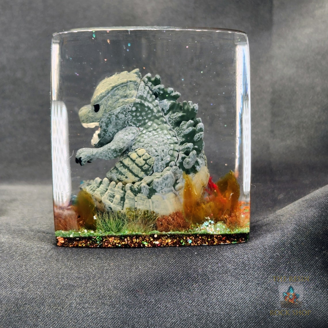 Godzilla Funko Pocket Pop in Resin Cube Diorama Godzilla Vs - Etsy