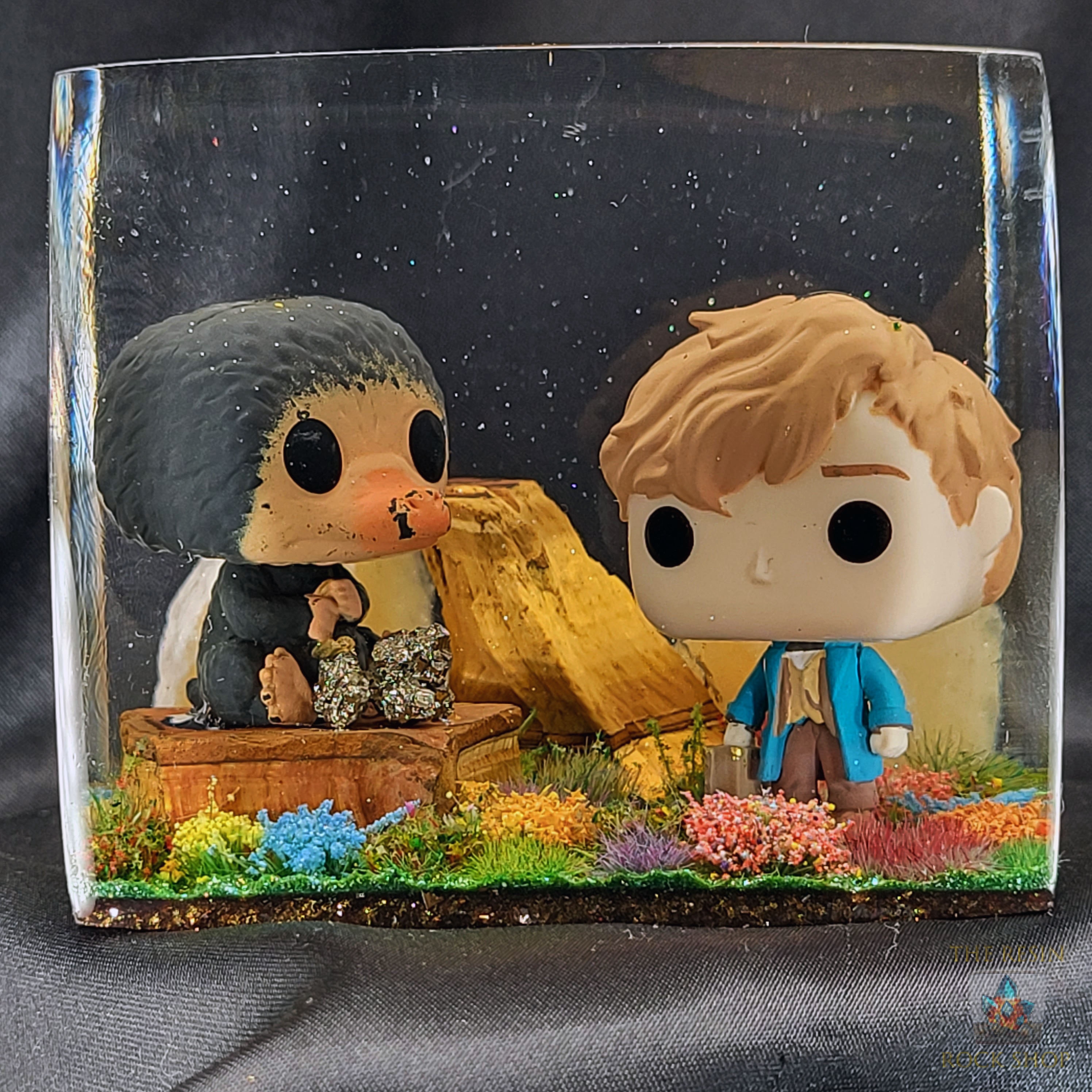 Newt Scamander and Niffler Funko Pop Custom Funko Diorama - Etsy