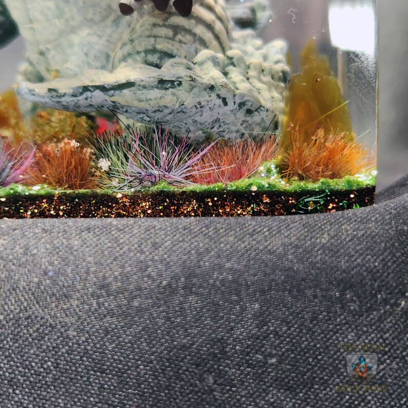 Godzilla Funko Pocket Pop in Resin Cube Diorama Godzilla Vs - Etsy