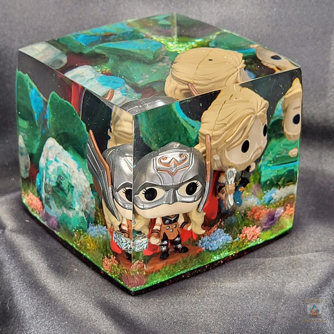 Thor and Mighty Thor Jane Foster Funko Pop Custom Funko Diorama Resin ...