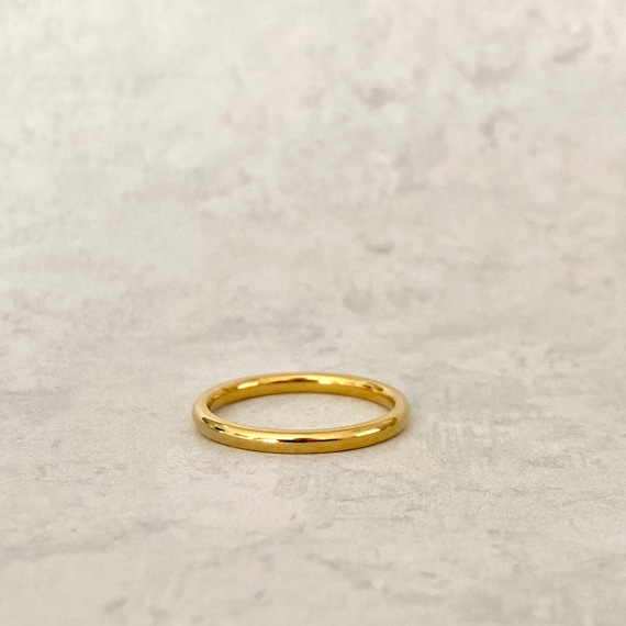 Banda De Oro Simple VRAI V Anillo Con Banda De Incrustaciones | VRAI
