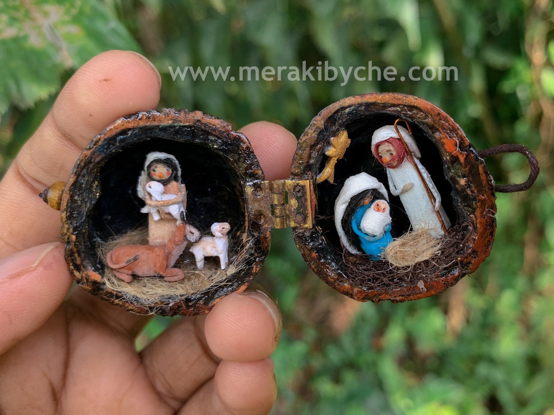 Miniature Nativity Scene Inside a Nutshell Miniature Holy Family ...