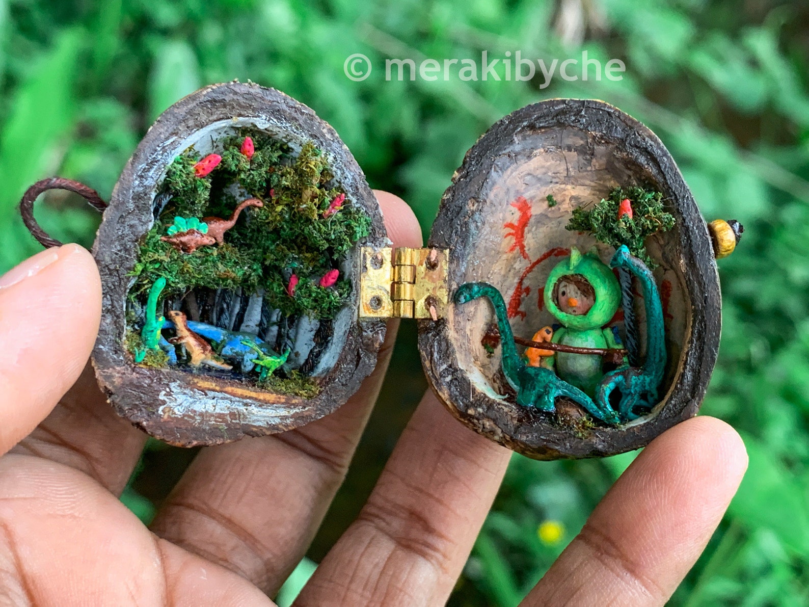 Miniature Dinosaurs Diorama in a Nutshell, Jurassic World Diorama, Tiny ...