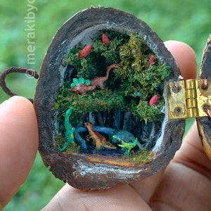 Miniature Dinosaurs Diorama in a Nutshell, Jurassic World Diorama, Tiny ...