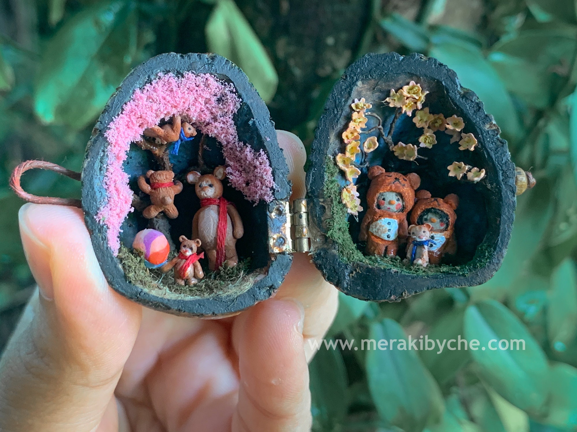 Miniature Bear Family Diorama Inside a Nutshell Walnut Shell Diorama ...