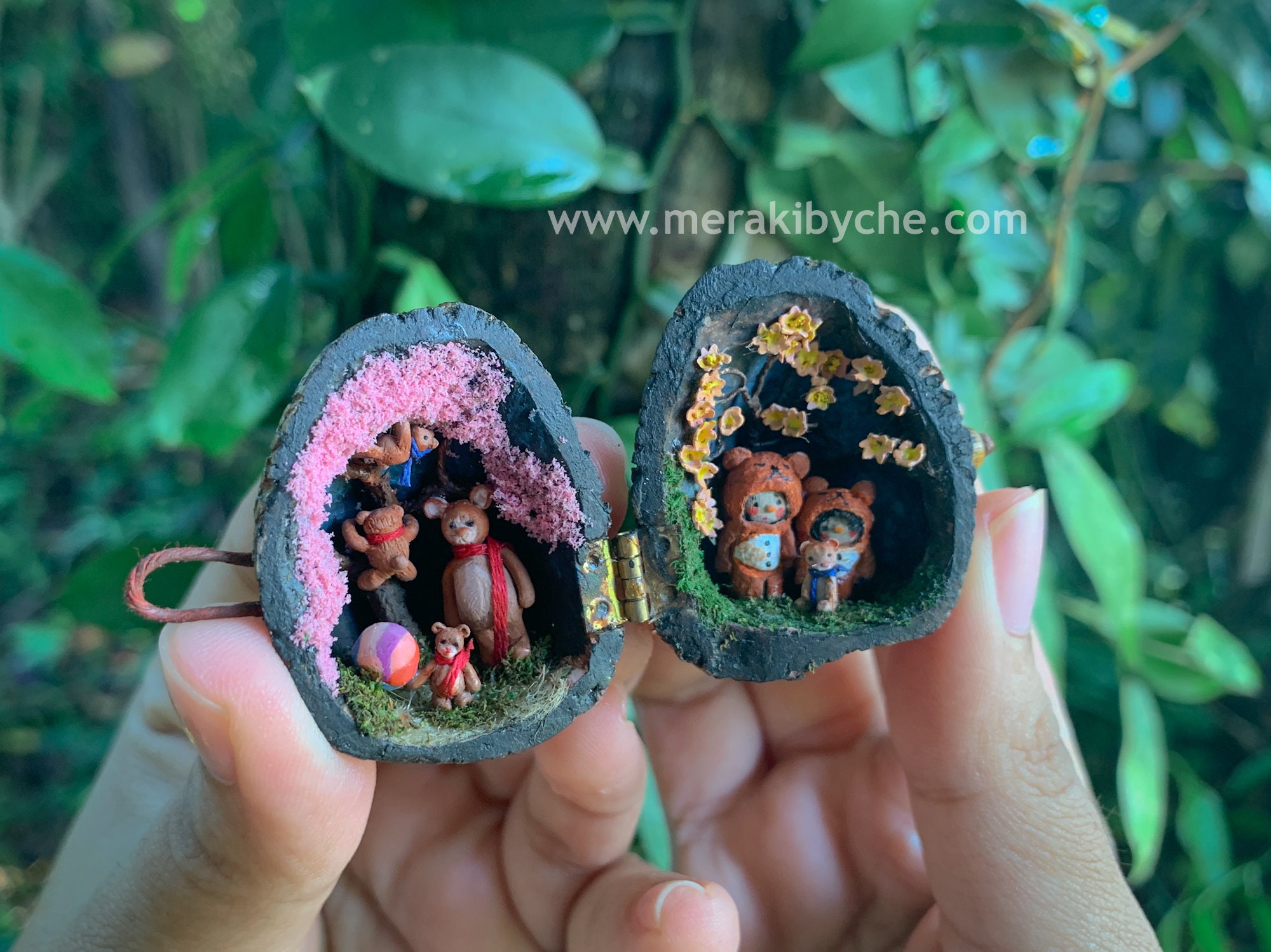 Miniature Bear Family Diorama Inside a Nutshell Walnut Shell Diorama ...