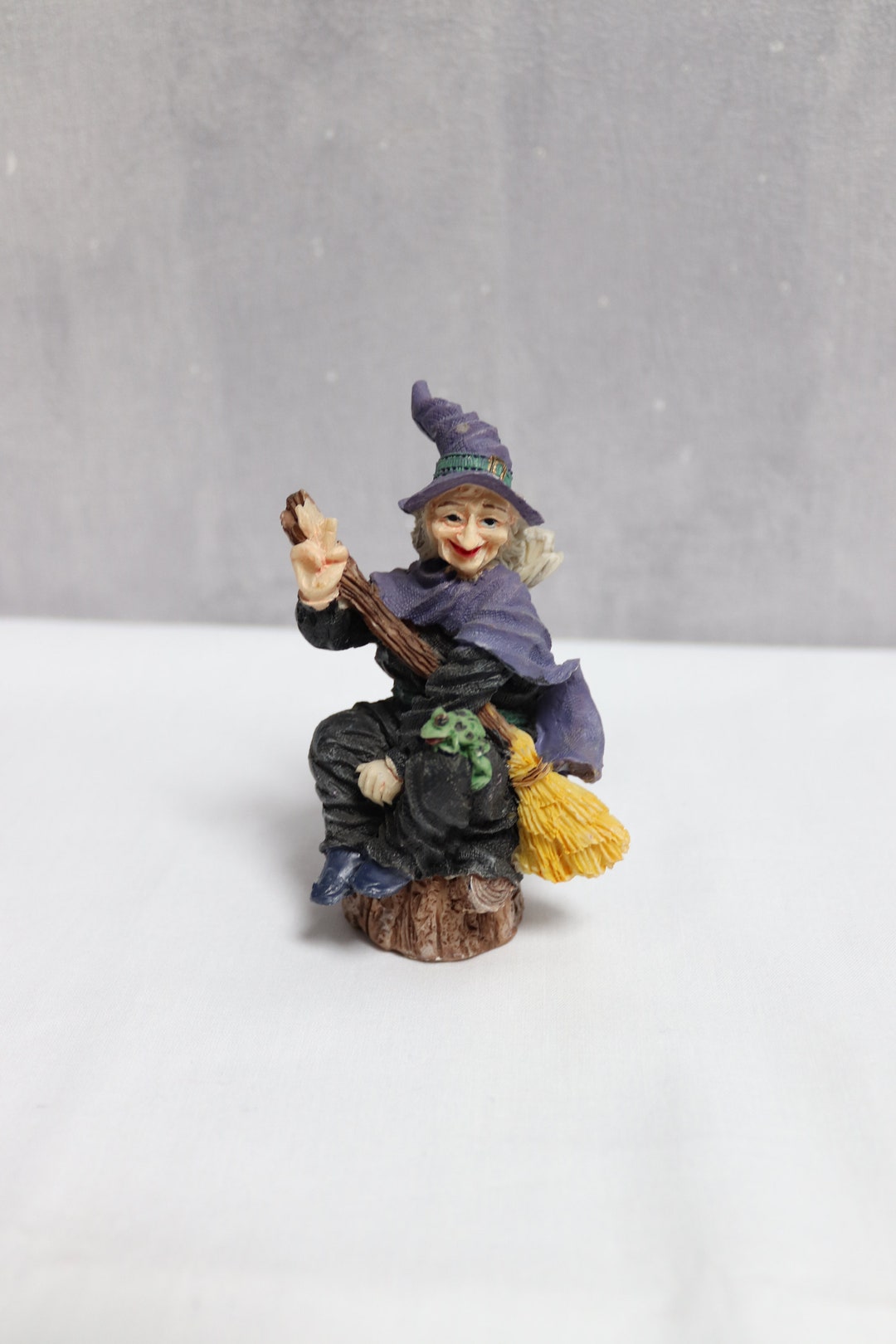 Vintage Resin Kitchen Witch, Decorative Old Good Luck Witch Figurine to ...
