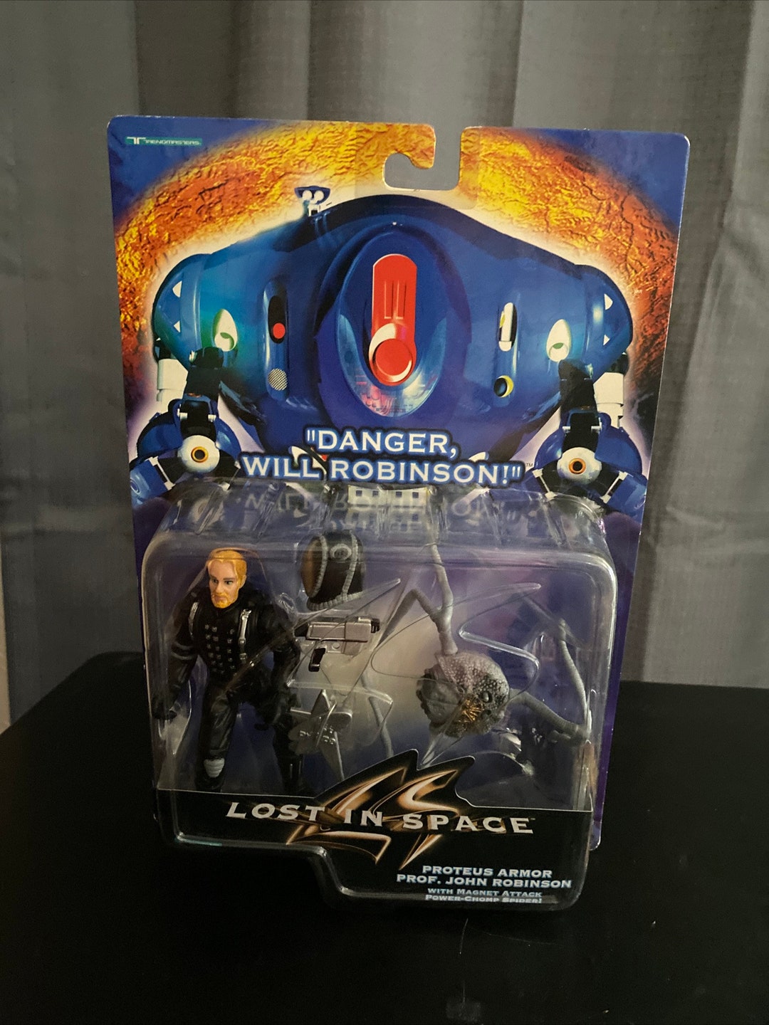 Lost in Space Proteus Armor Prof. John Robinson Action Figure 1997 NIP ...