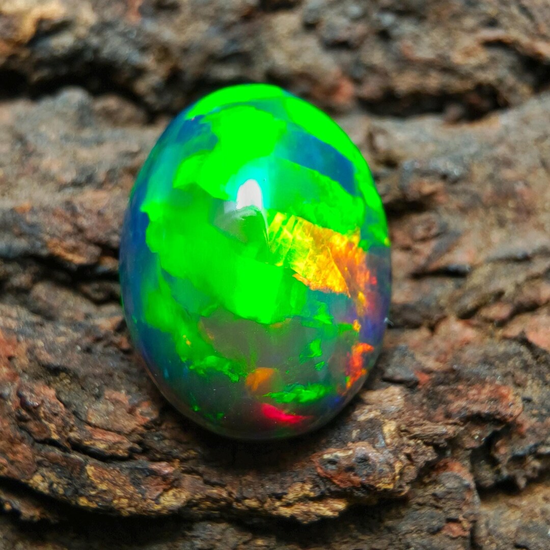 13.10 CT Black Ethiopian Fire Opal Vibrant Green Fire Opal Loose ...