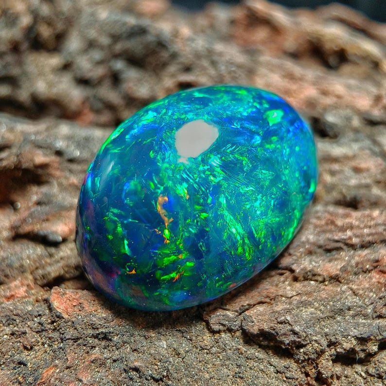 Top Quality Ethiopian Vibrant Fire Opal 10.05 CT Lash Green Fire Opal ...