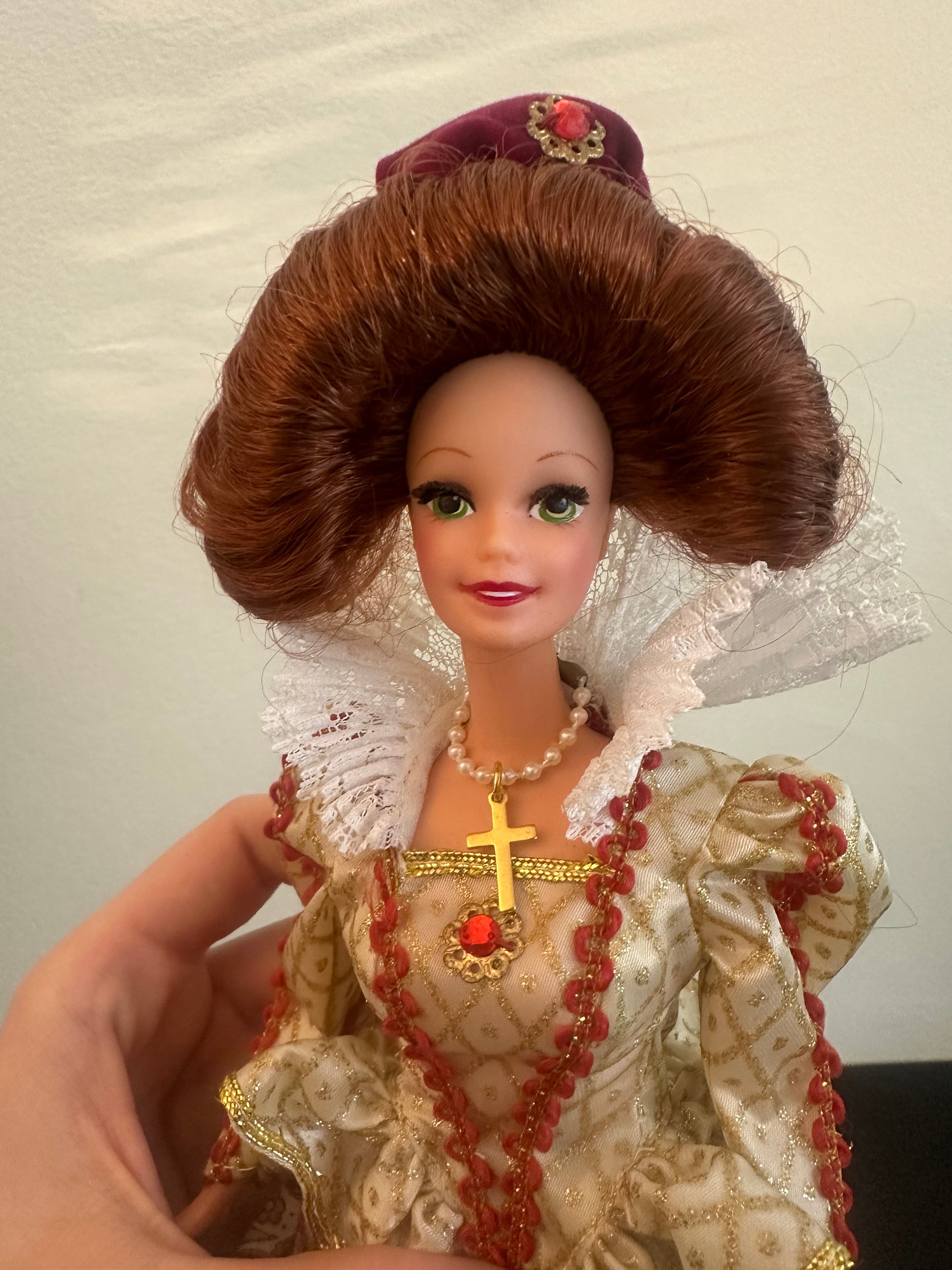 Vintage Collectible 1976 Queen Elizabeth Barbie Doll - Great Eras ...