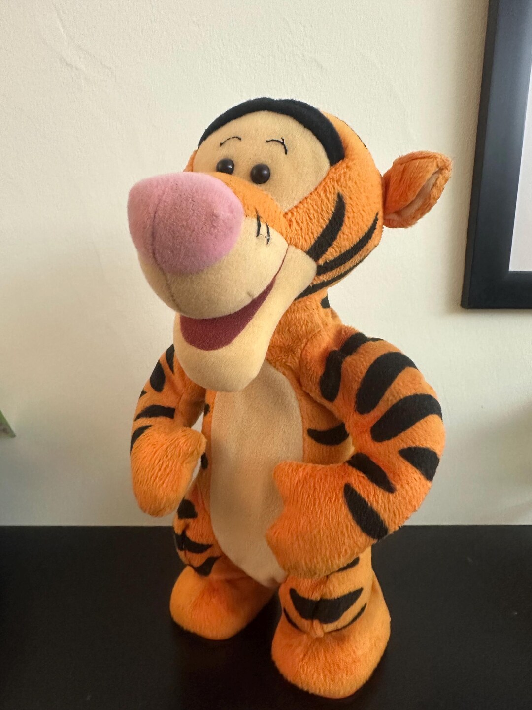 Vintage 1998 Disney Talking Hopping Bouncing Tigger Plush Toy - Mattel ...