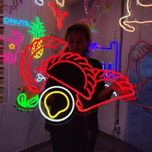 Beef Empanadas Neon Sign, Pastry Neon Light, Argentine Cuisine Led ...