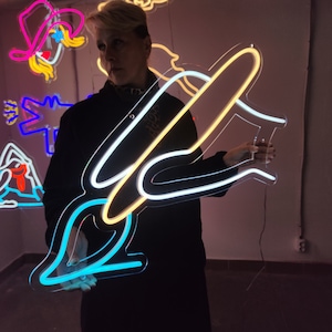 Paint Brush Neon Sign, Paint Brush in Hand Led Light, Art Supplies ...