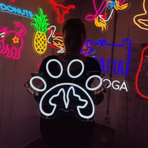 Pets Neon Sign: the Perfect Sign for Pet Shop Decor. Grooming Salon ...
