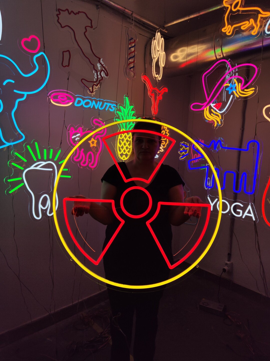 Radiation Neon Sign, Radiation Warning Symbol Led Light, Danger Symbol ...