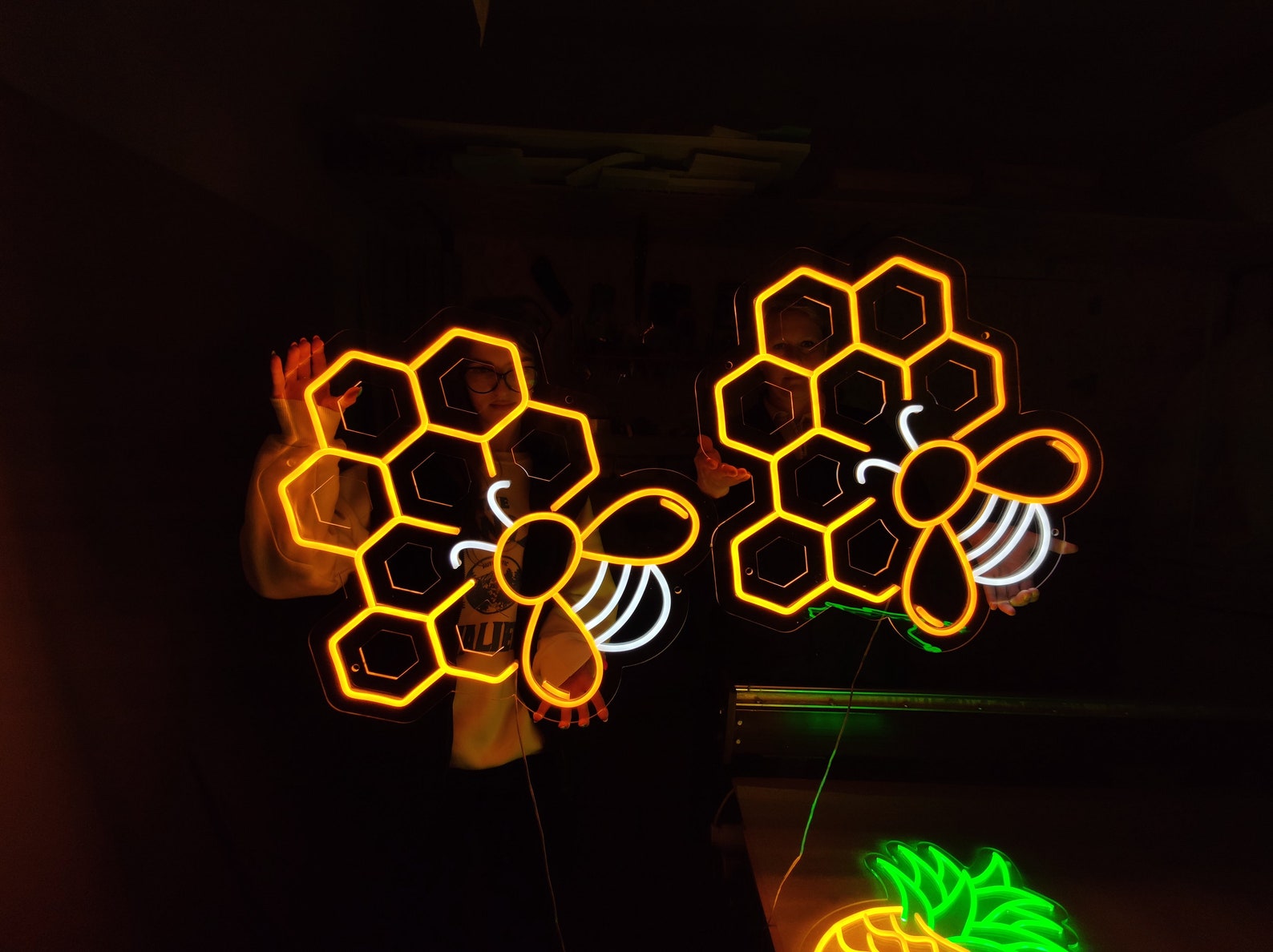 Honeycomb Neon Sign Bee Led Neon Light Honey Bee Led Night - Etsy