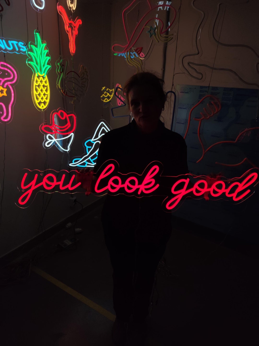 You Look Good Neon Sign: Light up Your Beauty Salon. Beauty Room Led ...