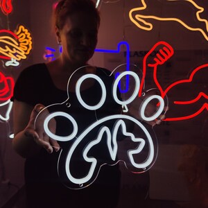 Pets Neon Sign: the Perfect Sign for Pet Shop Decor. Grooming Salon ...
