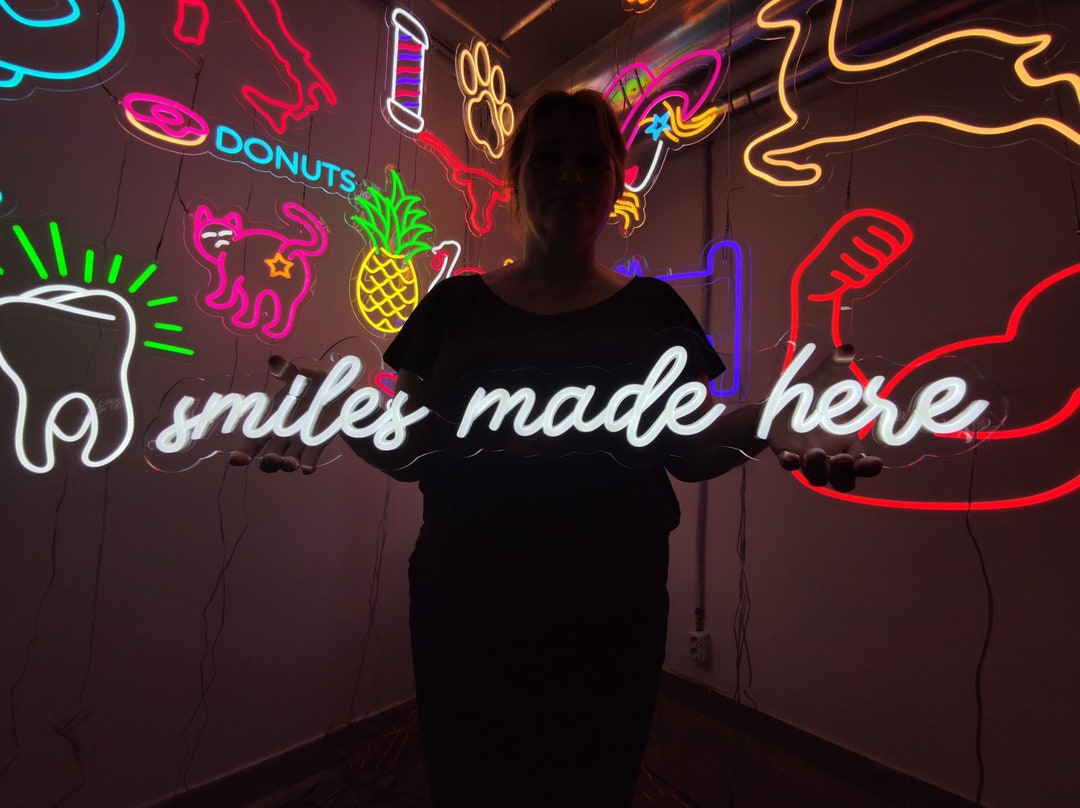Smiles Made Here Neon Sign, Nail Salon Led Neon, Beauty Salon Led ...