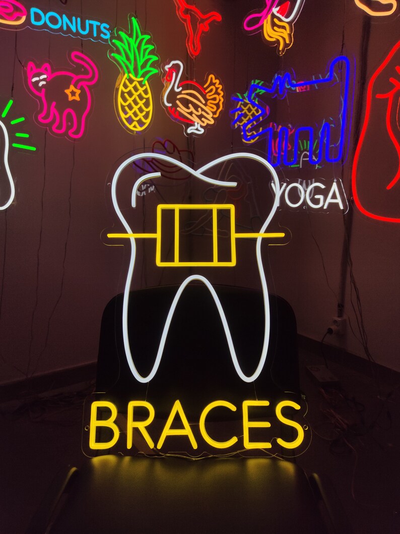 Tooth With a Brace Neon Sign, Teeth Braces Led Neon, Dental Braces Led ...