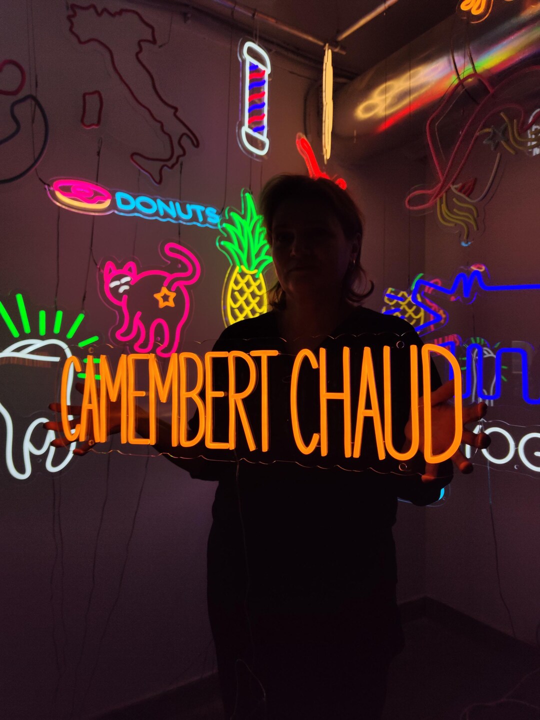 Camembert Chaud Neon Sign: Light up Your Cheese Shop. Hot Camembert ...