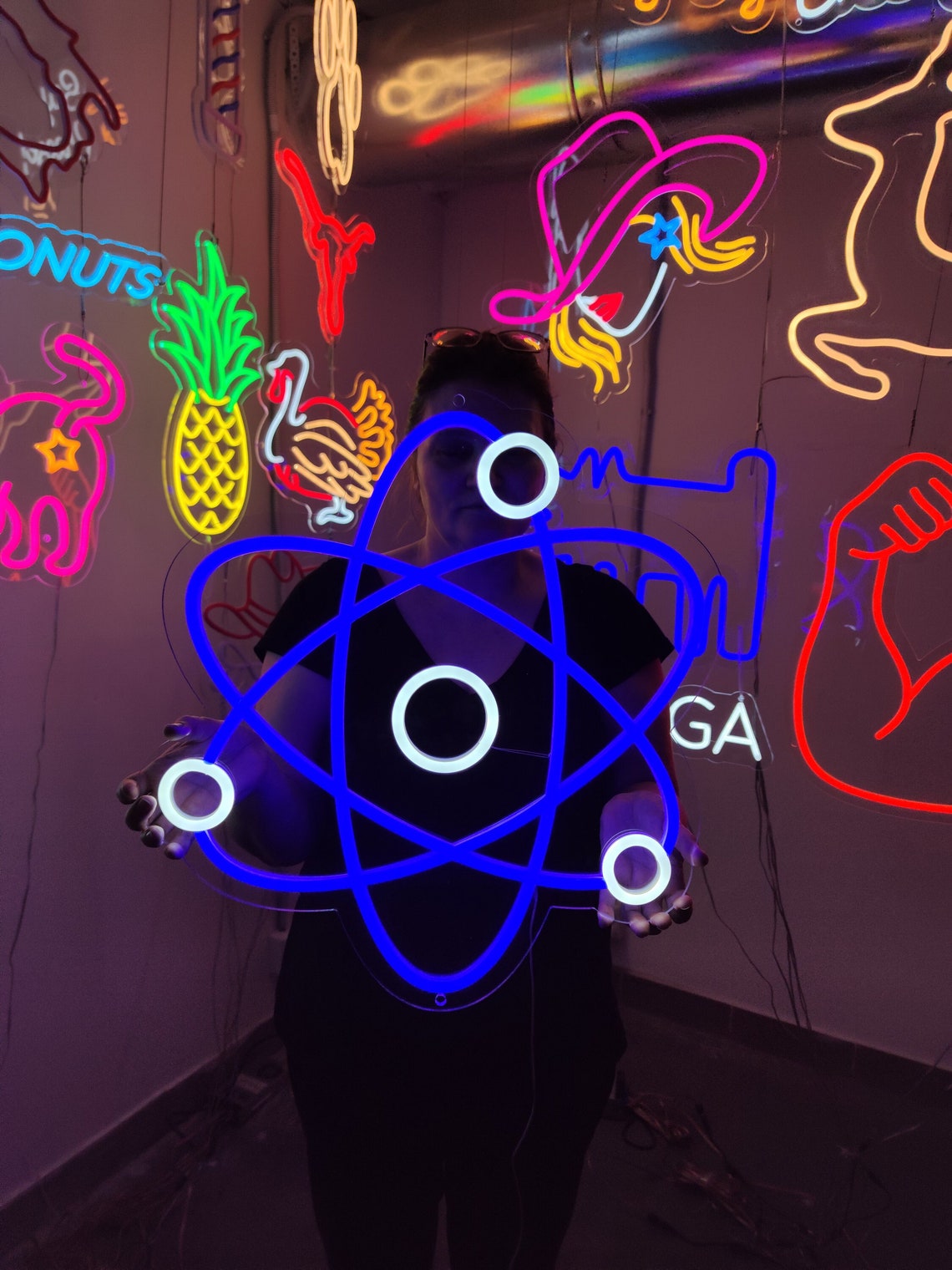 Molecule Neon Sign, Atom Neon Light, Human Molecule Led Sign, Electrons ...