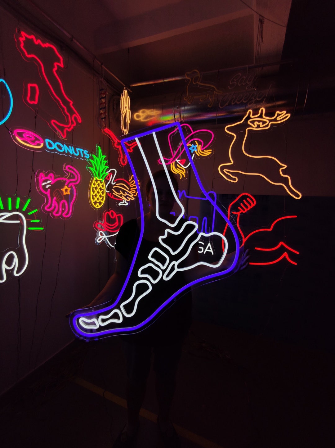 Foot Bones Neon Sign: Orthopedic Led Decor. Orthopedic Clinic Light ...