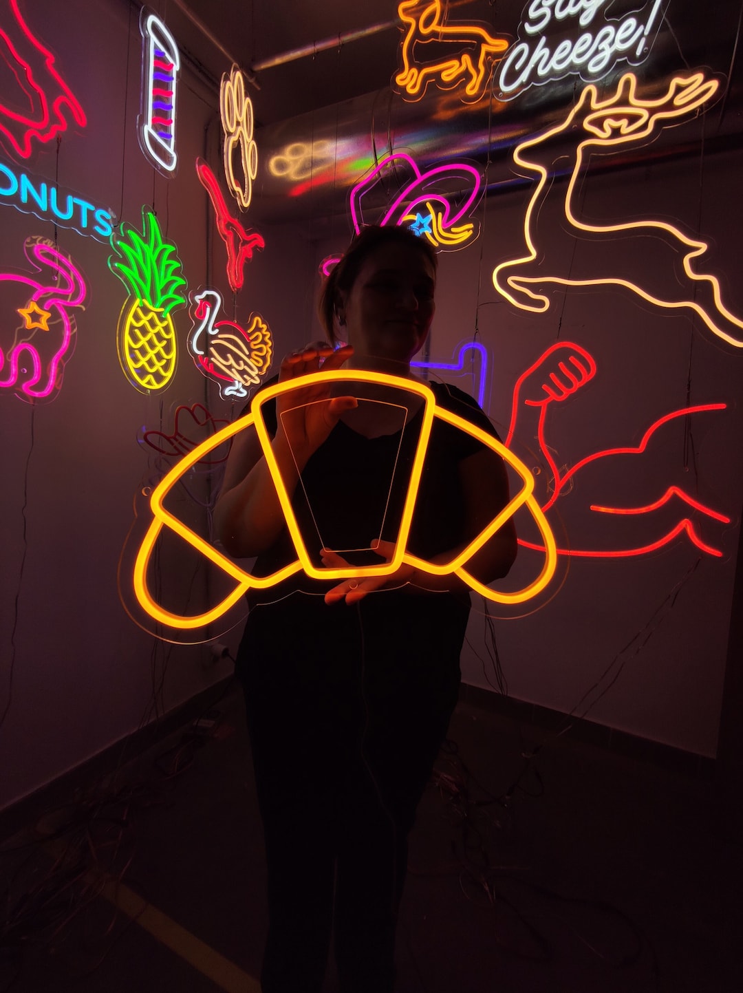 Croissant Neon Sign, Croissant Led Neon Sign, Bakery Neon Lights ...