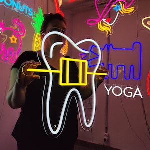 Tooth With a Brace Neon Sign, Teeth Braces Led Neon, Dental Braces Led ...