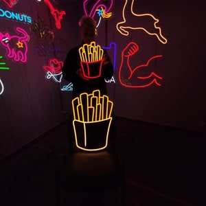 French Fries Neon Sign, Fried Potato Chips Neon Light, French Fries in ...