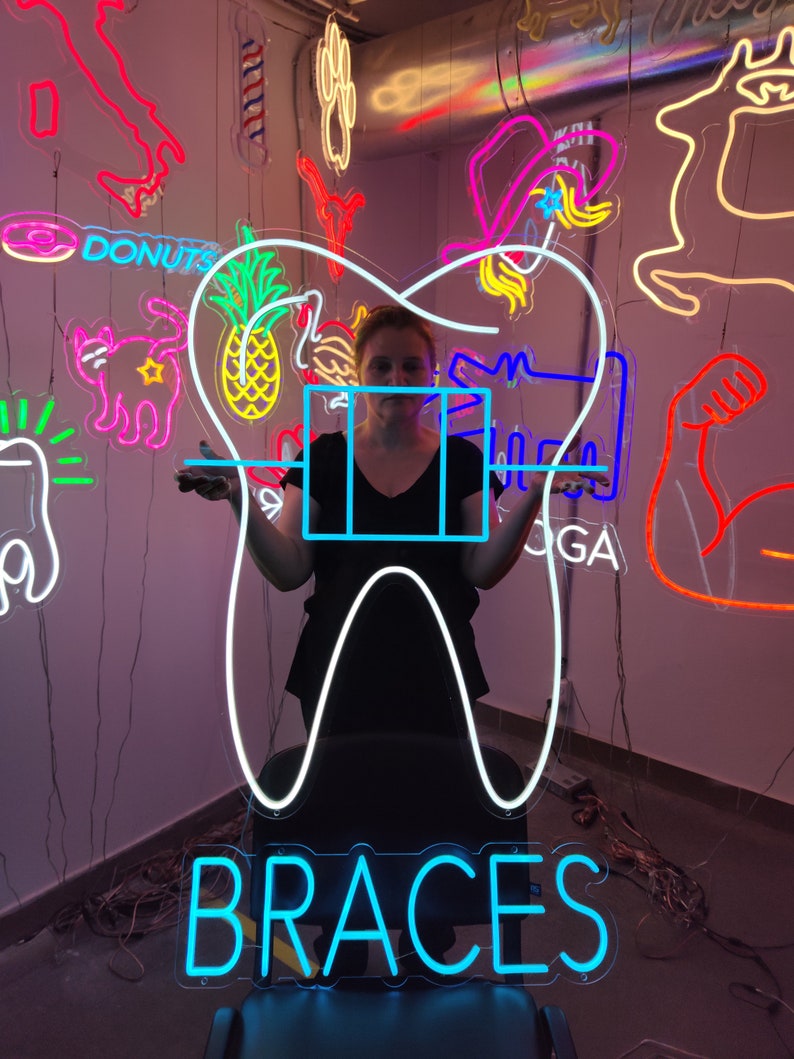 Tooth With a Brace Neon Sign, Teeth Braces Led Neon, Dental Braces Led ...