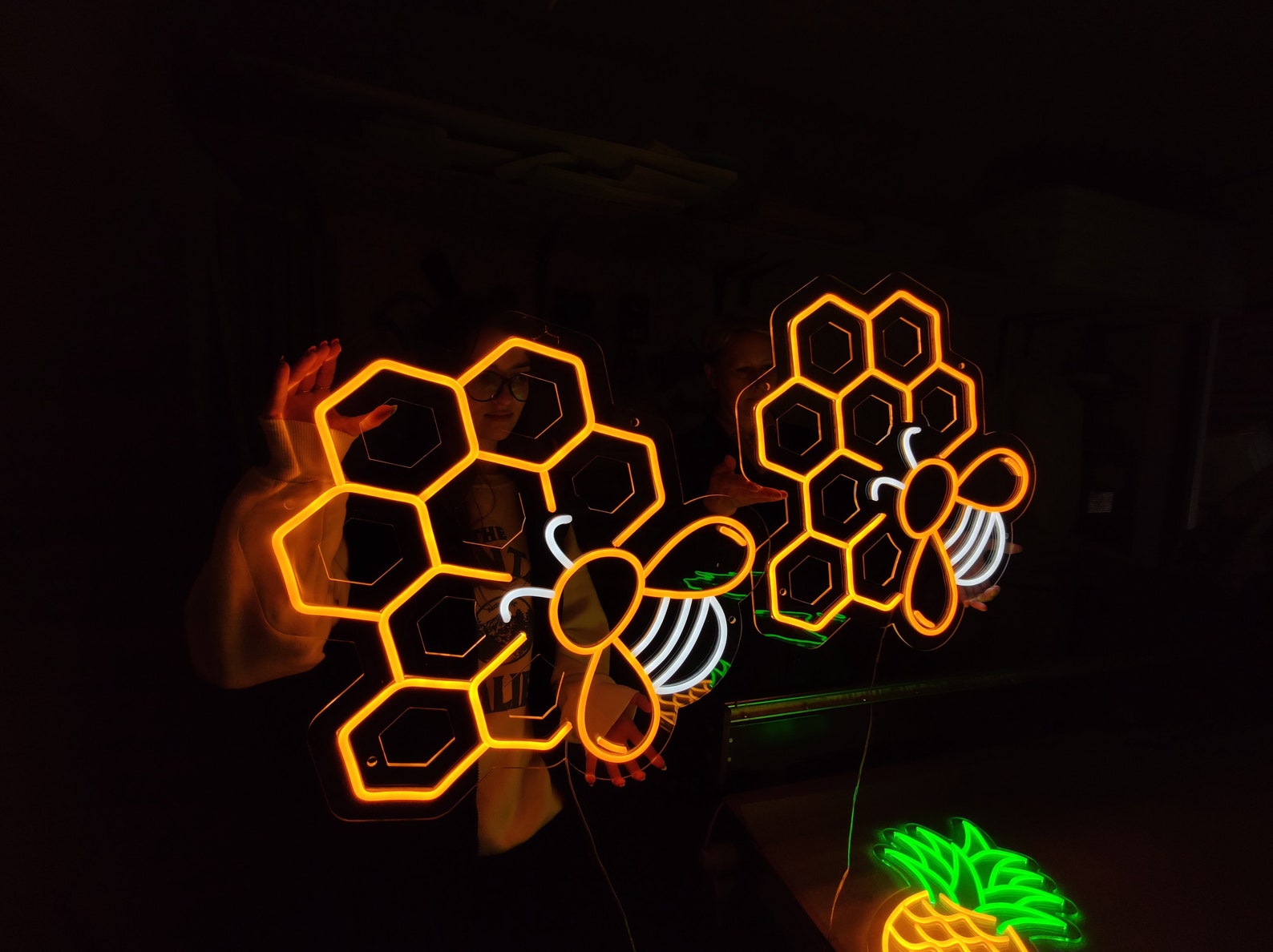 Honeycomb Neon Sign, Bee Led Neon Light, Honey Bee Led Night Light up ...